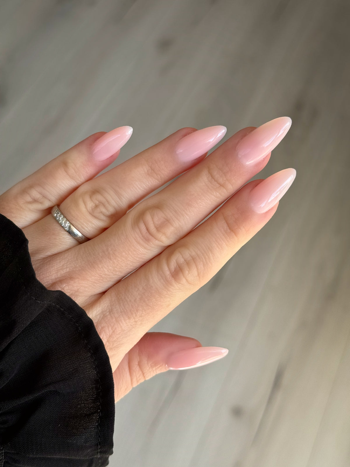 Få smukke gele negle med N4U - Se hele udvalget her | Nail4You ...